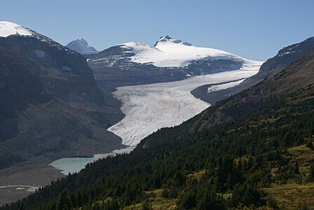 Icefields Parkway Popular Stops Along the Way, Attractions, Viewpoints