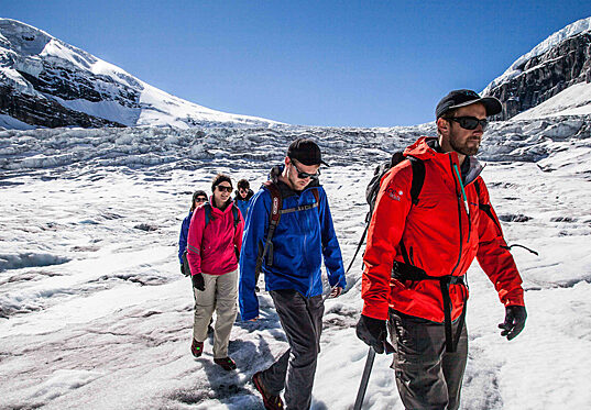Transportation & Tours to the Icefields Parkway
