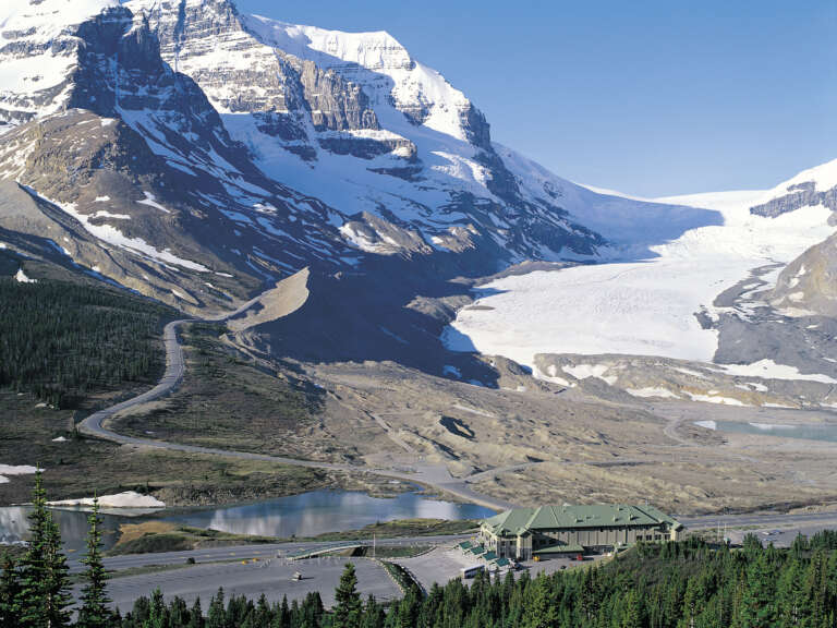 Icefields Parkway Popular Stops Along the Way, Attractions, Viewpoints