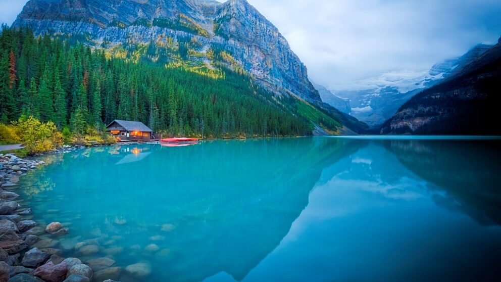 Things to do in Lake Louise, Restaurants, Places to Stay